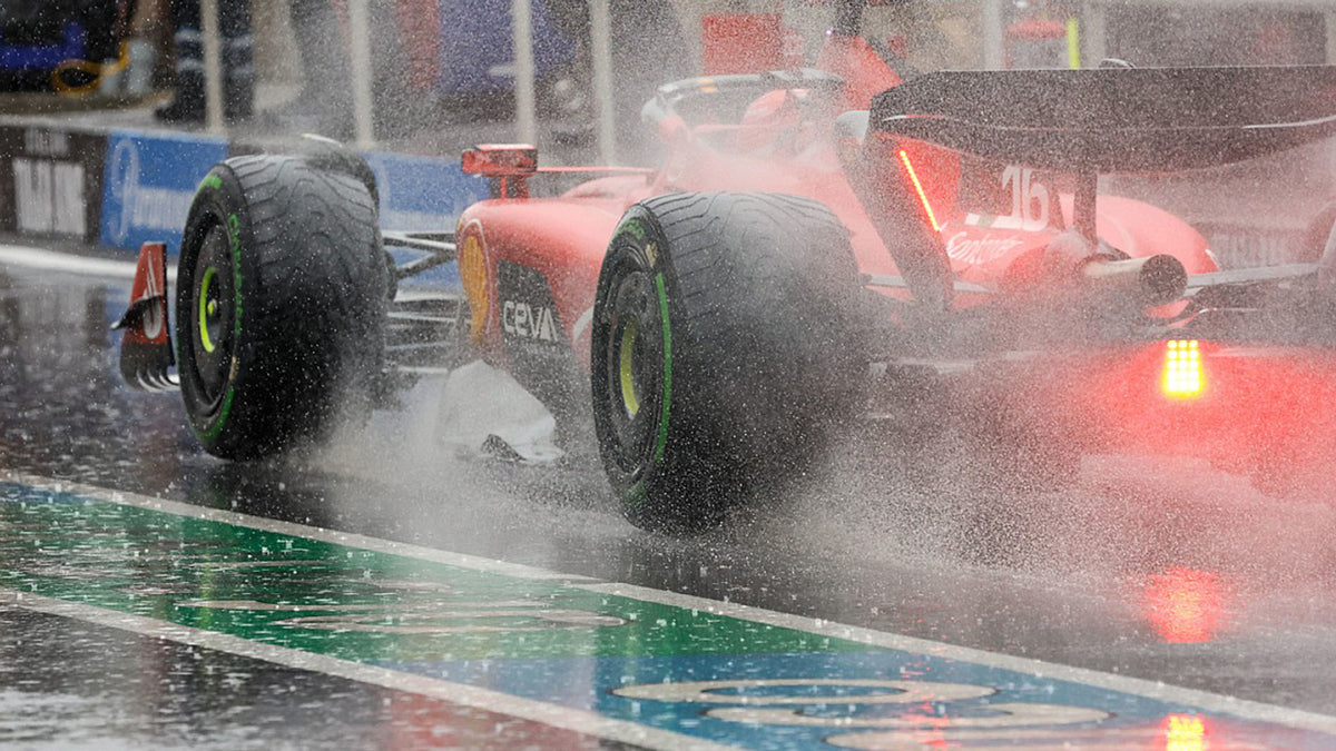 How Weather Affects Formula 1: Racing in Rain, Heat, and Cold – V12 RS